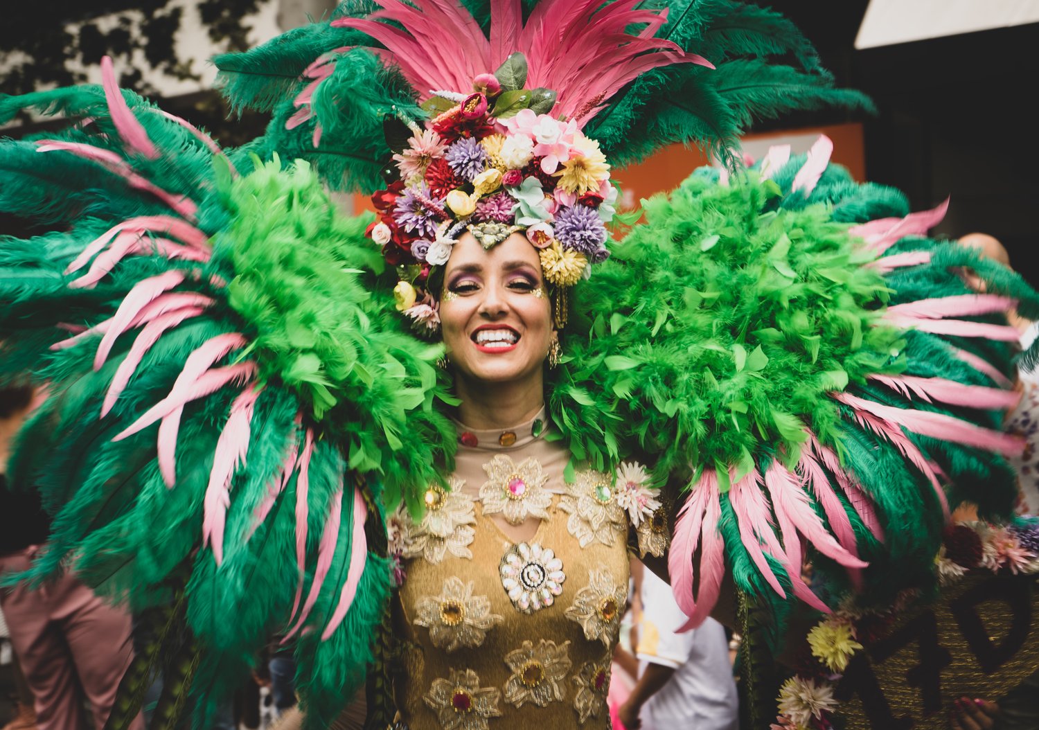 10 types of visual performers and dancers for music festivals